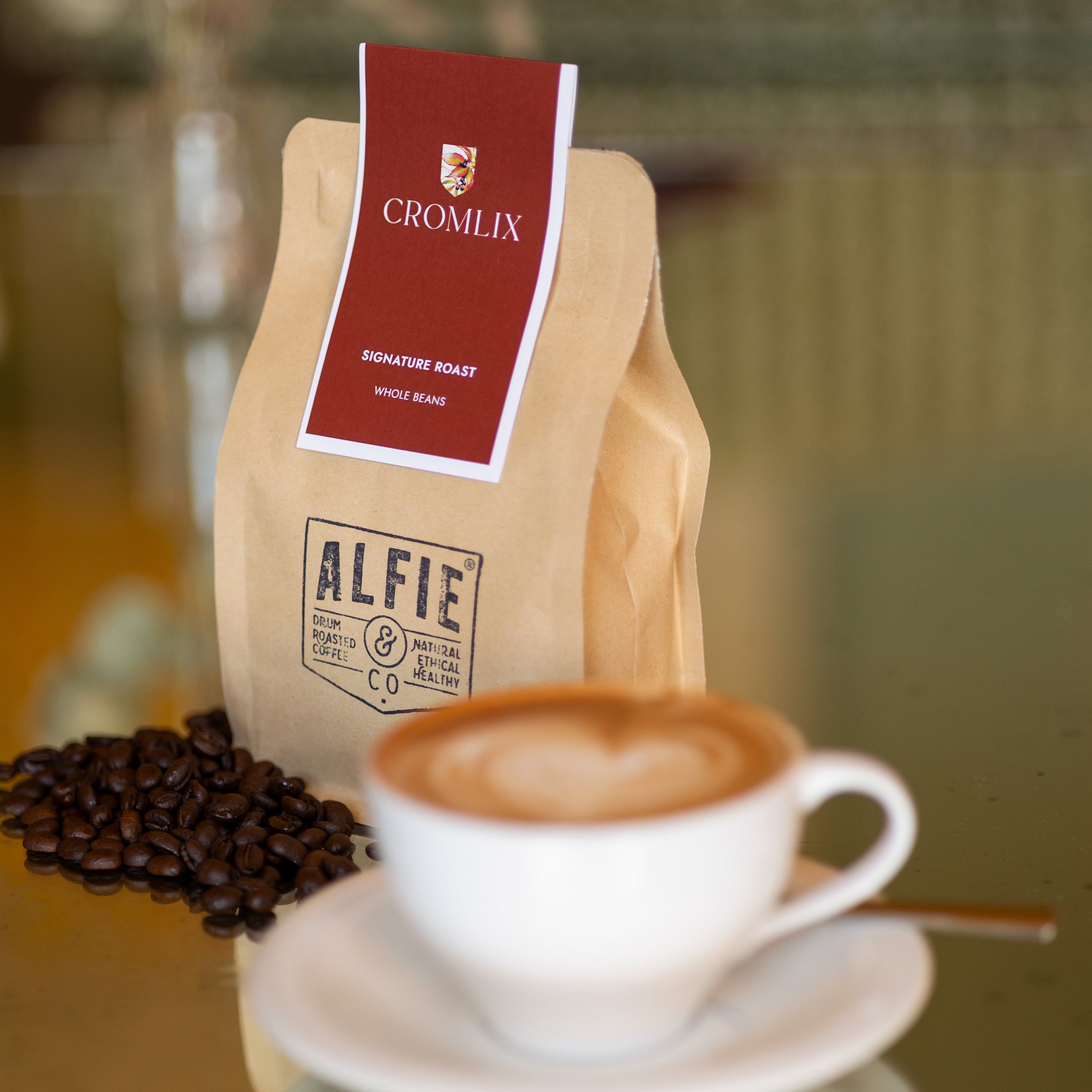 Signature Roast - Whole Beans – Cromlix